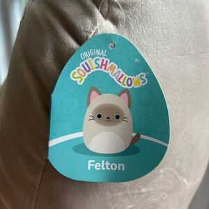 Squishmallows | Accessories | Felton The Siamese Cat Squishmallow 2in ...